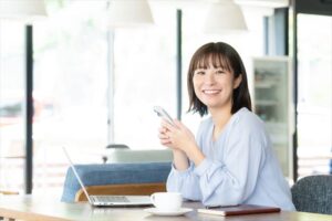 ハーモス勤怠（hrmos勤怠）導入して分かったメリット・効果、機能・料金などを解説 - Shift Life（シフトライフ） | Shift Life